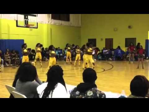 Diamond Doll stand battle in Memphis TN