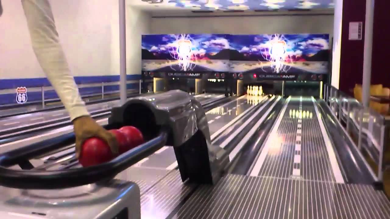 Bowling tdln paris - YouTube