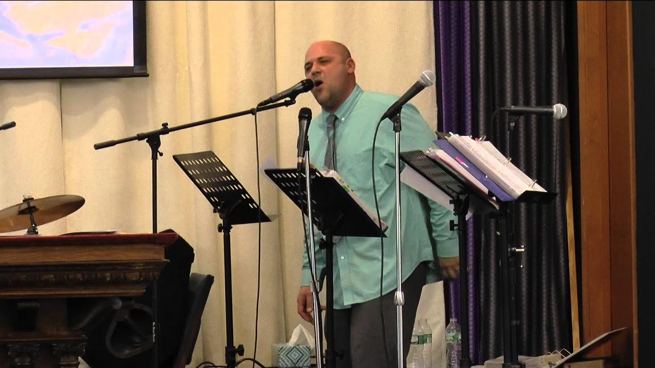 Tony Thorne Offering Song 10-25-2015 - YouTube