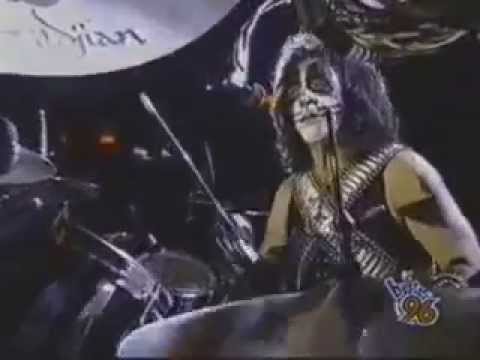 KISS - I Wanna Rock N Roll All Night - Live Brooklyn - New York 1996 ...