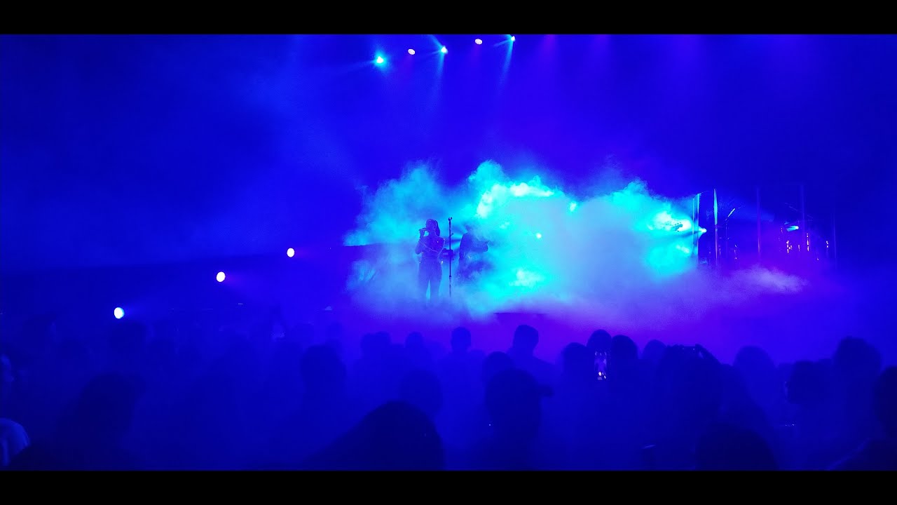 Snoh Aalegra Live - Time - YouTube