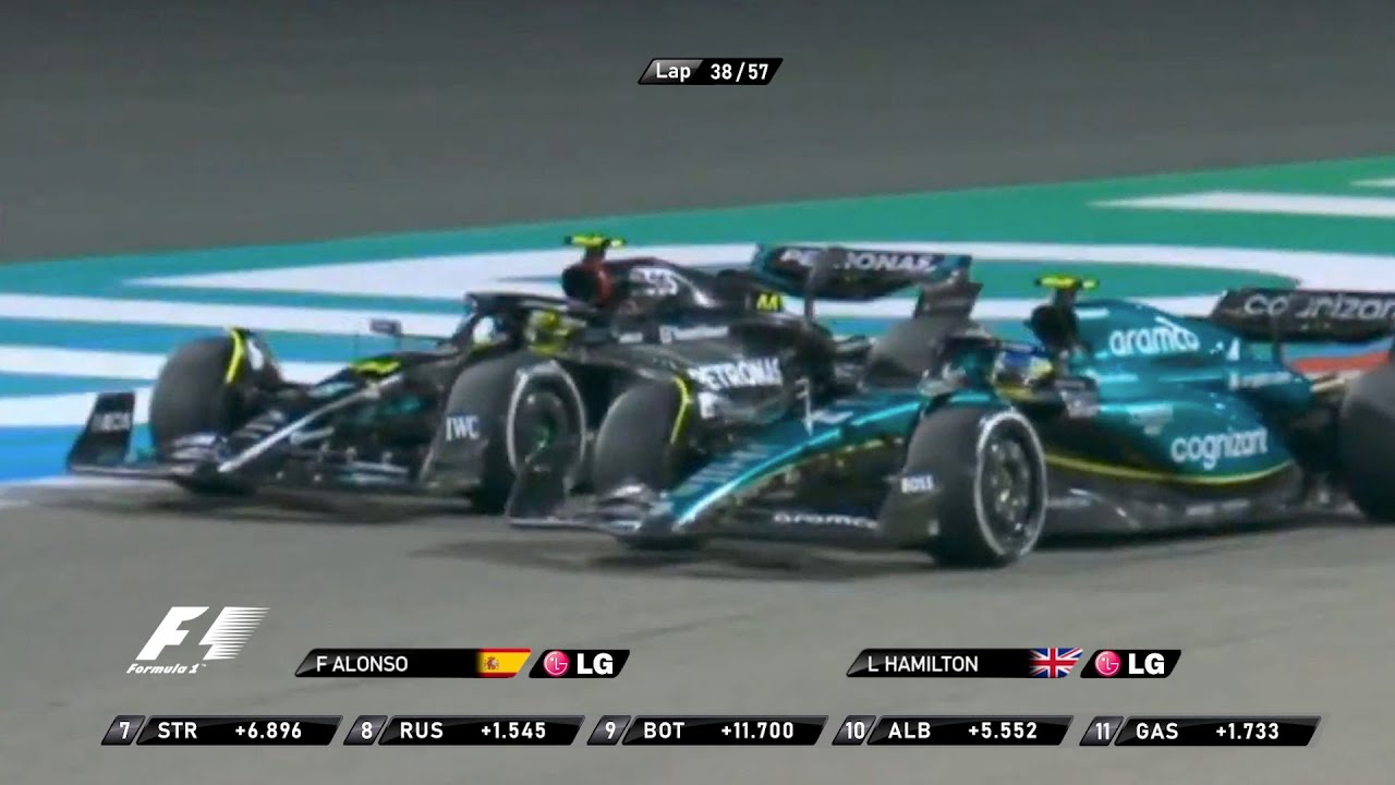 Alonso overtake on Hamilton...but it´s 2010 - YouTube