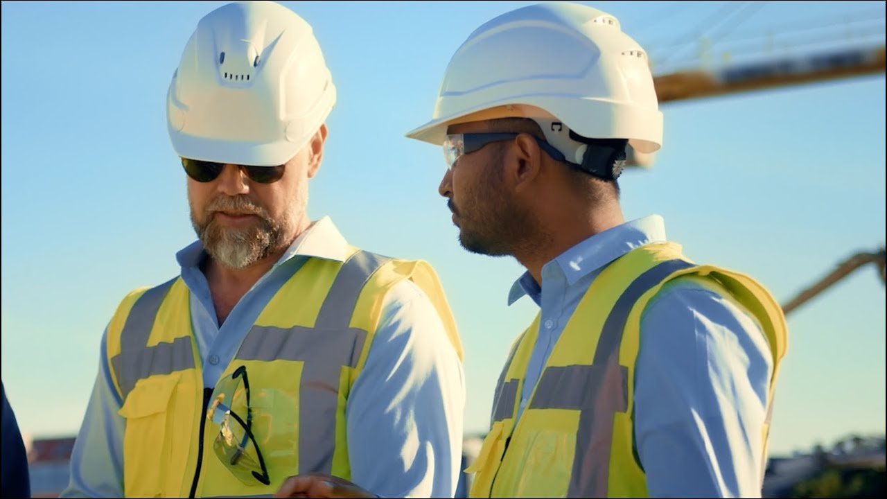 Enterprises Are Powered by Verizon Business - YouTube