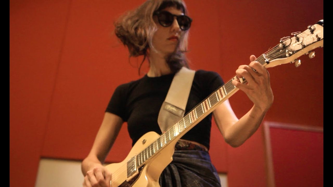 Isla Camarón /// Las Kellies (FULL) - YouTube