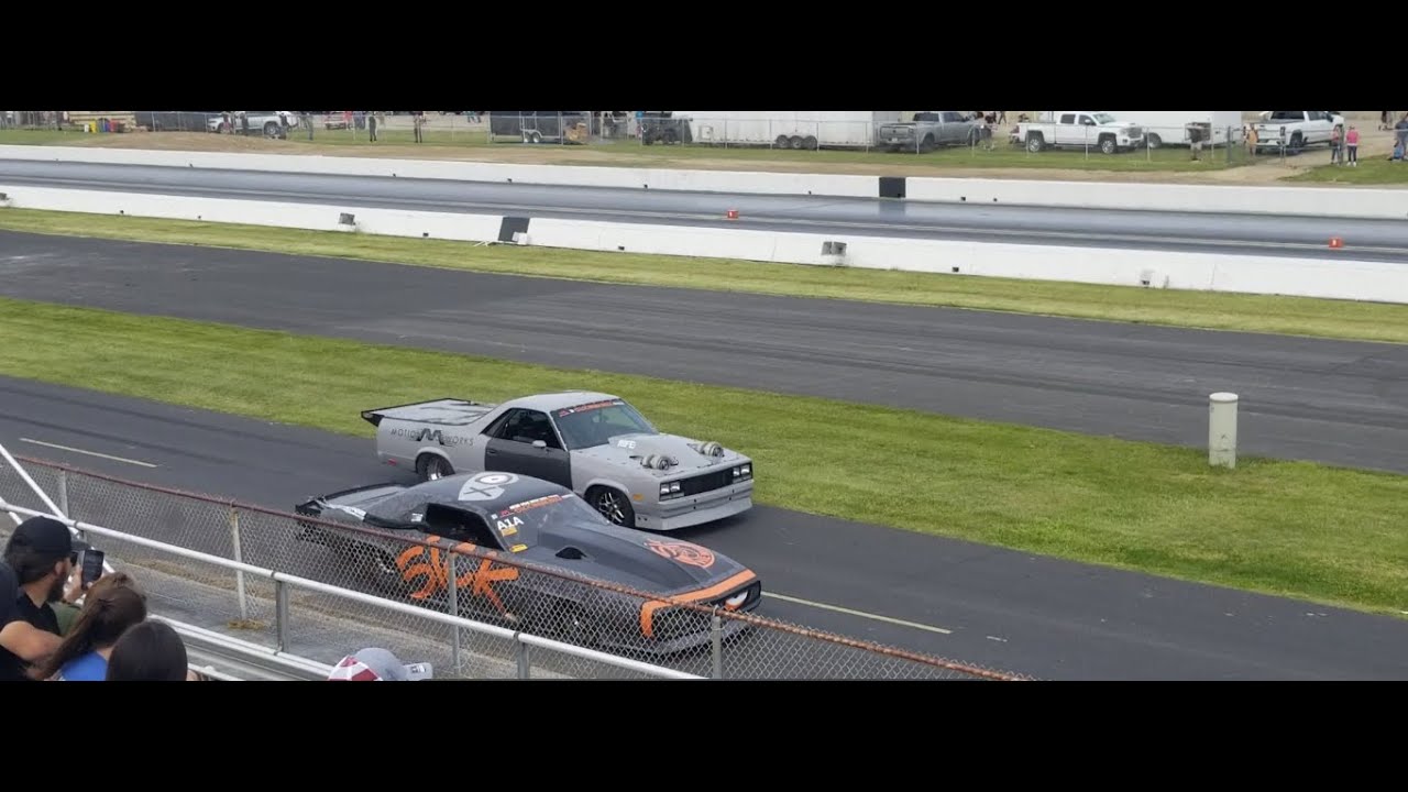 Epic Youtuber drive by! Mullet and Sick 2.0 at Cleetus and Cars Indy ...