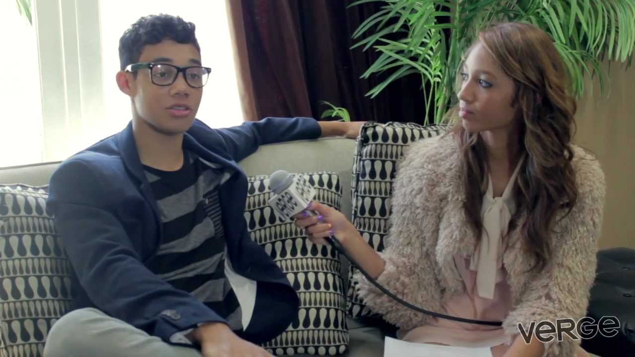 Morgan Lynzi chats with Disney's 'Shake it Up' star Roshon Fegan - YouTube