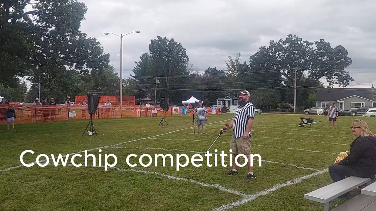 Prairie du sac cow chip festival - YouTube