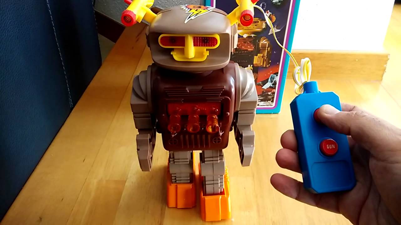 Space Commander Robot Playwell - YouTube