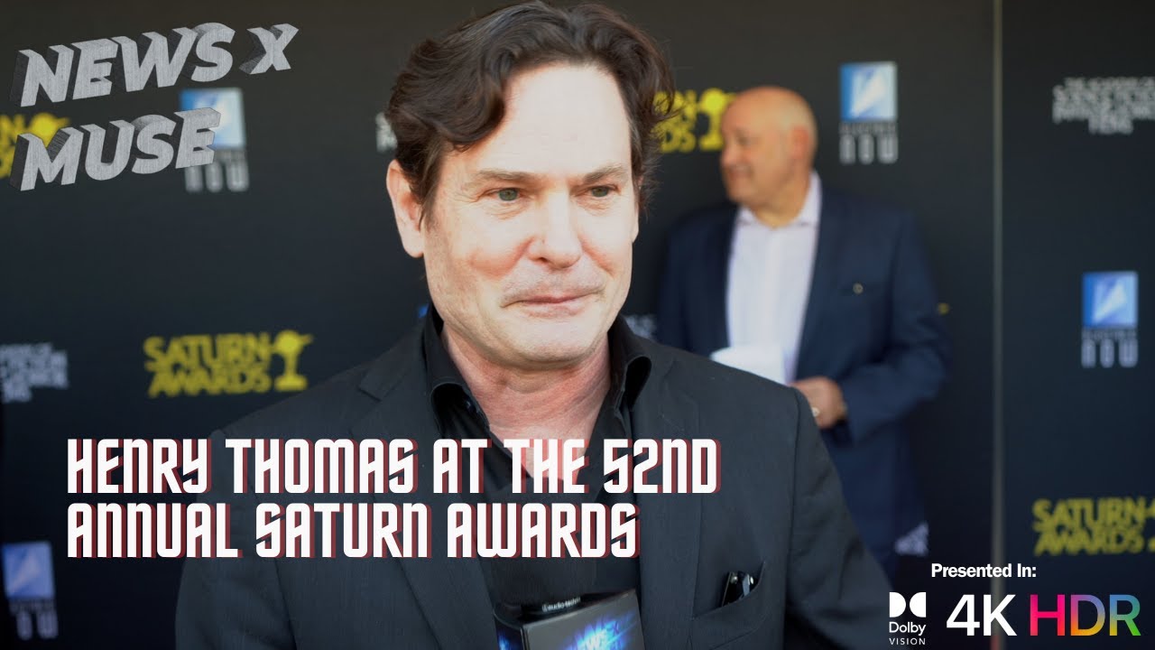 Henry Thomas at the 52nd Annual Saturn Awards - YouTube