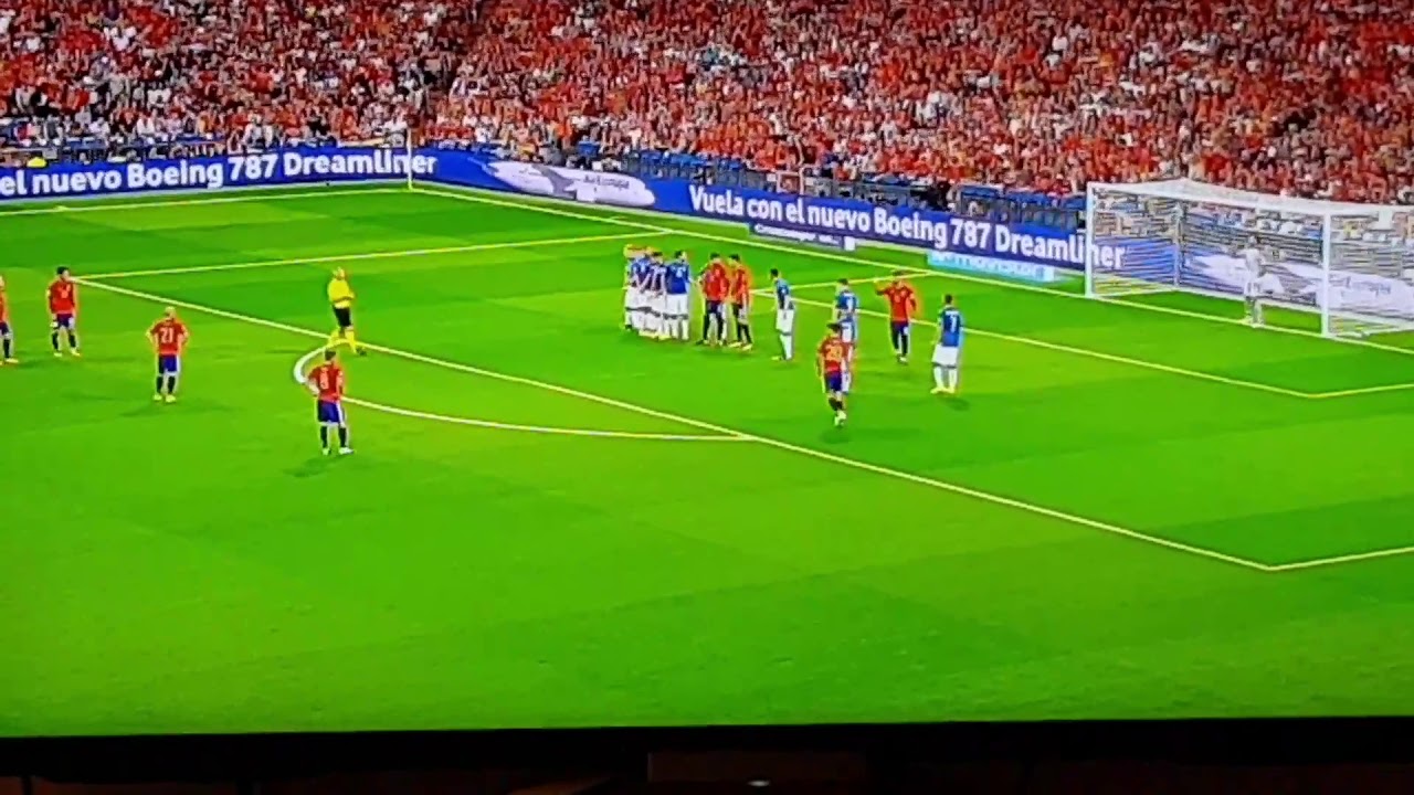 Isco~Goal~Spain-Italy~1-0~HD - YouTube