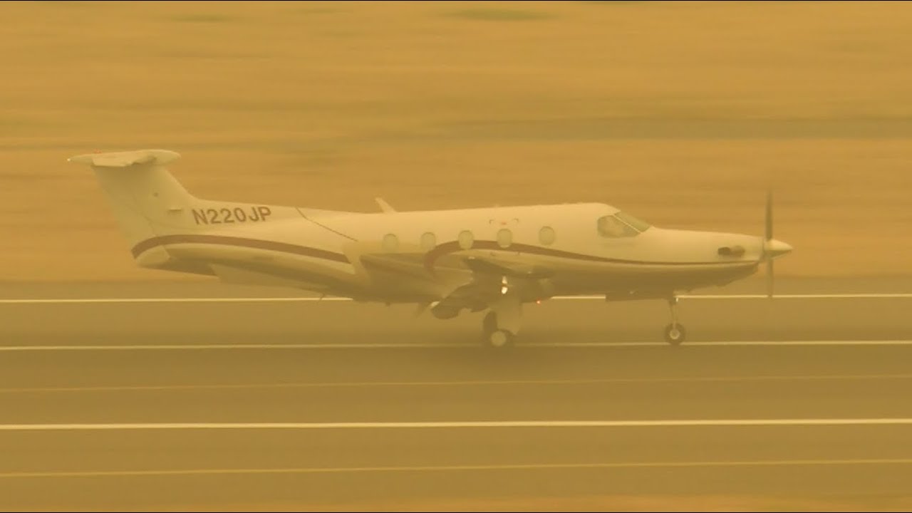 Boutique Air Pilatus PC-12 [N220JP] takeoff from PDX - YouTube