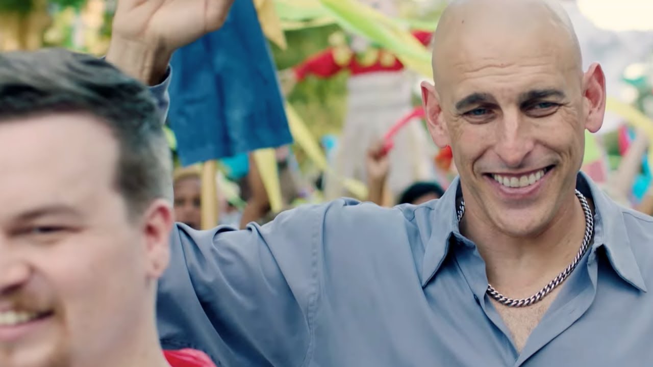 ये दीपिका का दोस्त है | Prithviraj Sukumaran, Rahman, Isha Talwar ...