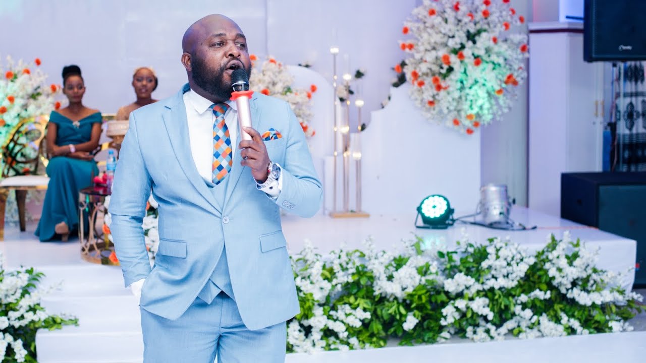 MC Madevu katika Ubora wake .. - YouTube