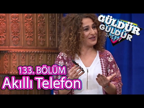 Güldür Güldür Show 133. Bölüm, Akıllı Telefon Skeci
