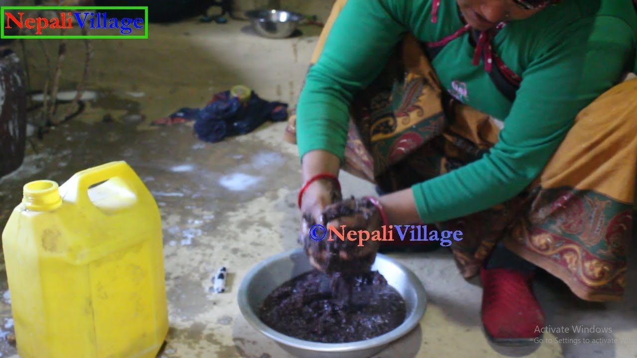 Making alcohol in primitive way ll Traditional alcohol making from ...