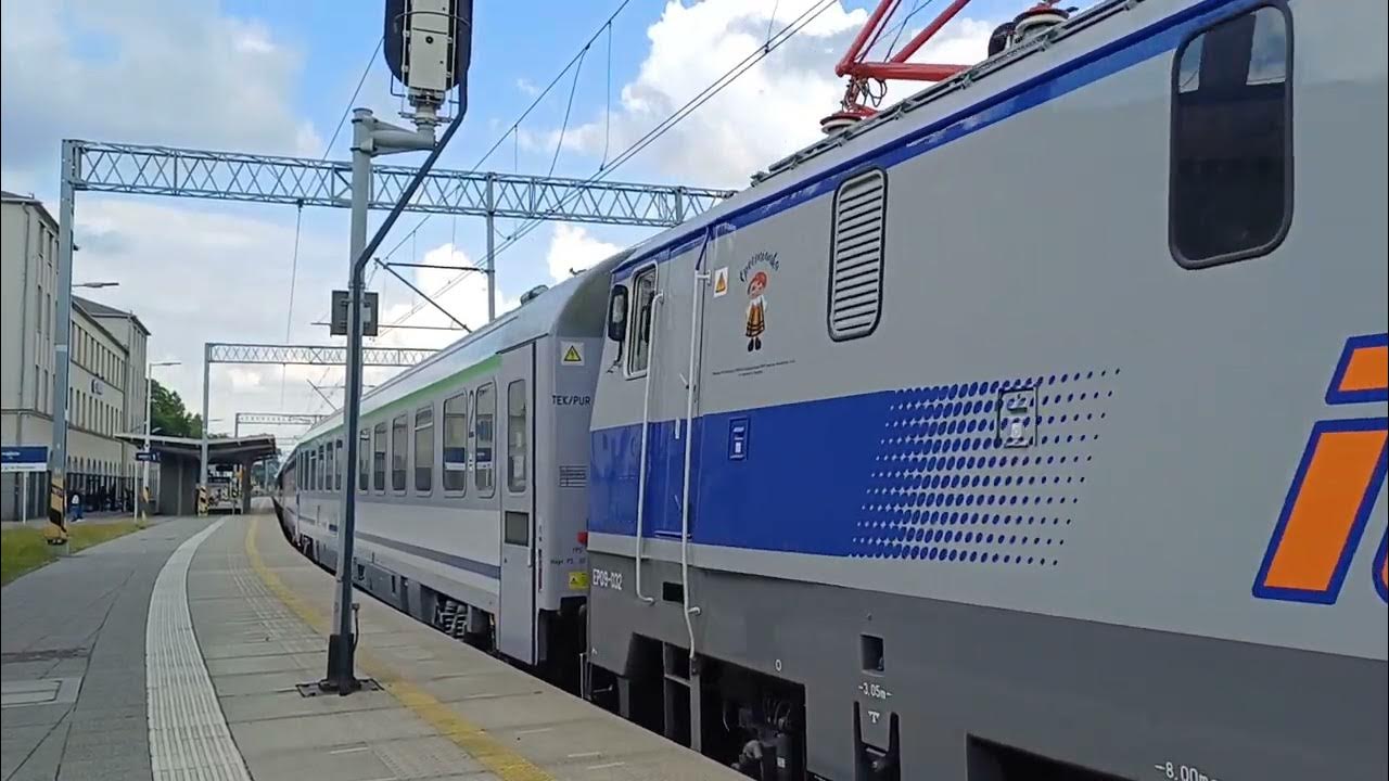 EP09-032 IC 105 PORTA MORAVICA - YouTube