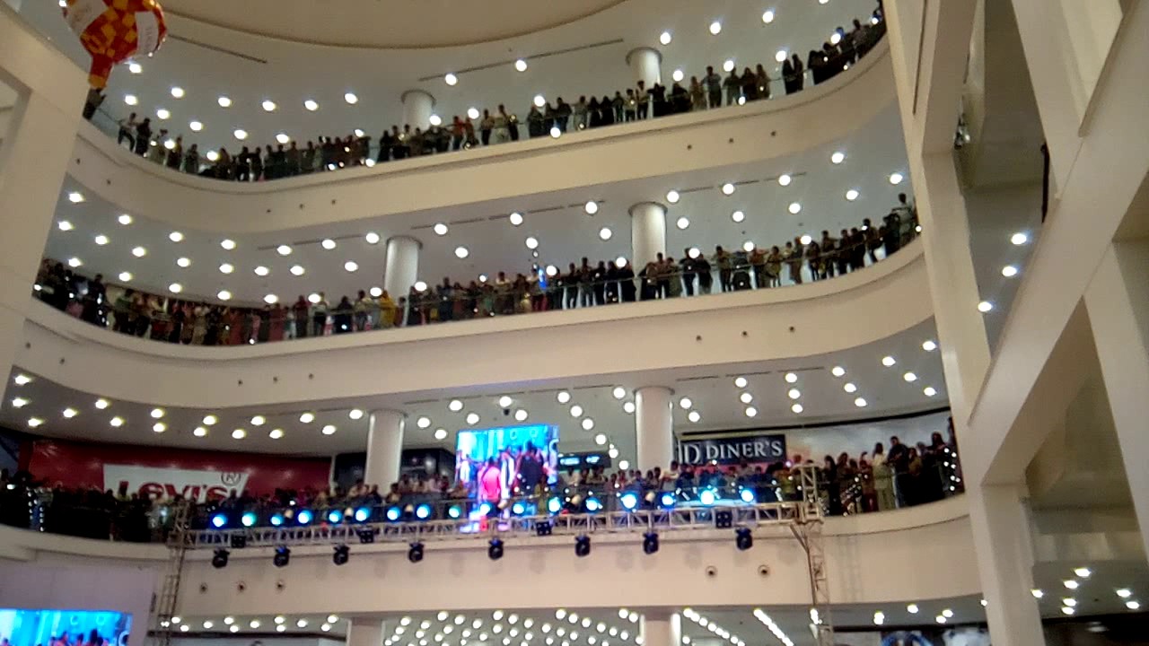 LuckyOne mall - YouTube