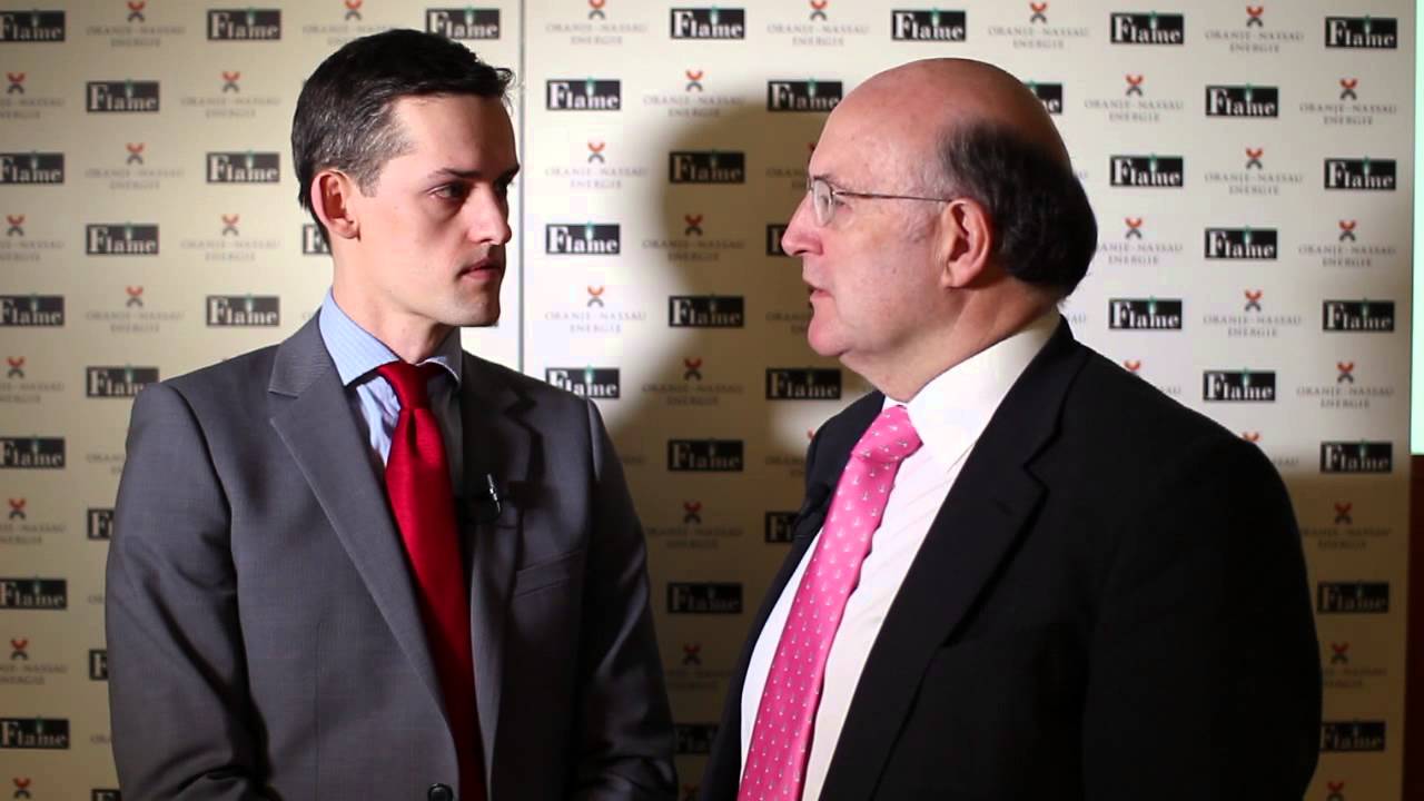Roger Bootle provides his views on the Economic Outlook for the next 5 ...
