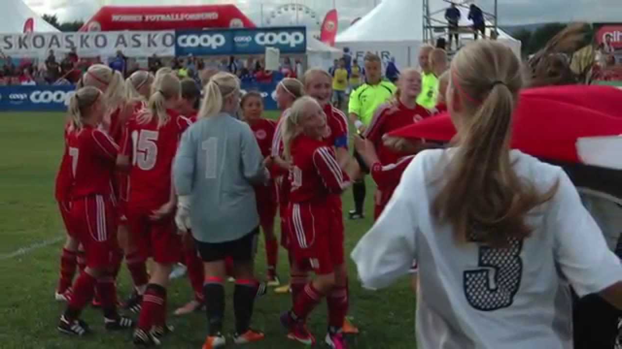 Bare kom an - BSF Sang - sunget af Cecilie Saxe Hansen - YouTube