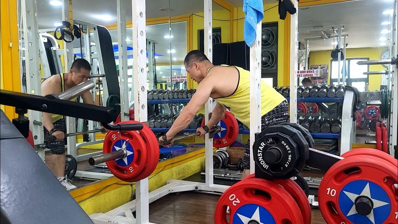 마포 피티 8월6일 200kg 데드리프트 원암로우 풀다운 시티드로우 - YouTube