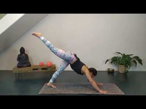 40 min Vinyasa Yoga - Yoga Under Construction - YouTube