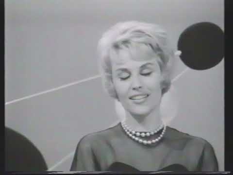 Bibi Jones  Begin the Beguine