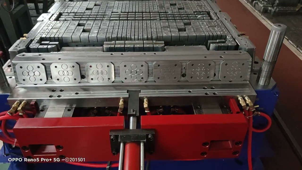 Double-sided Tray Plastic Injection Moulds - YouTube