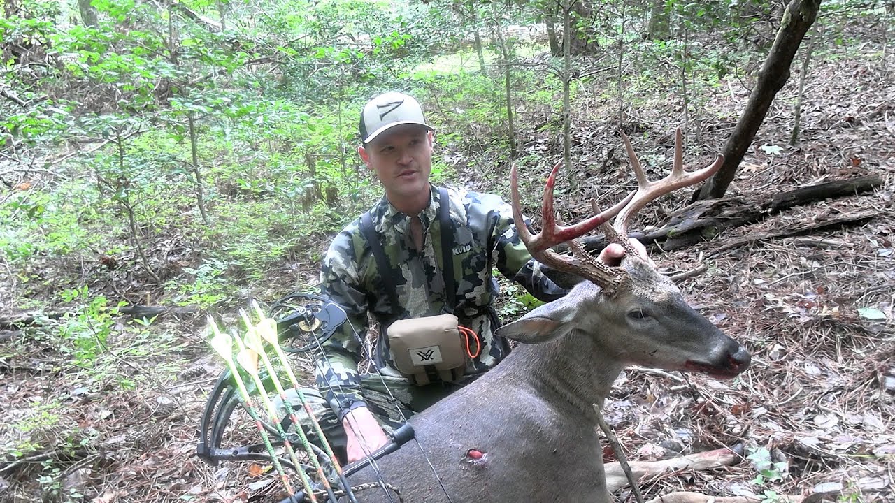 Opening Weekend Bowhunting (Georgia) Deer Hunt - YouTube