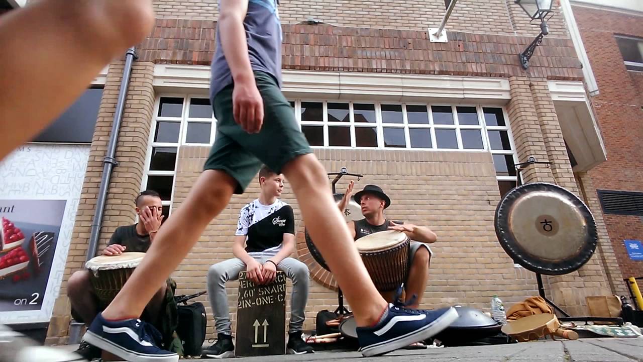 The best London street performance - YouTube