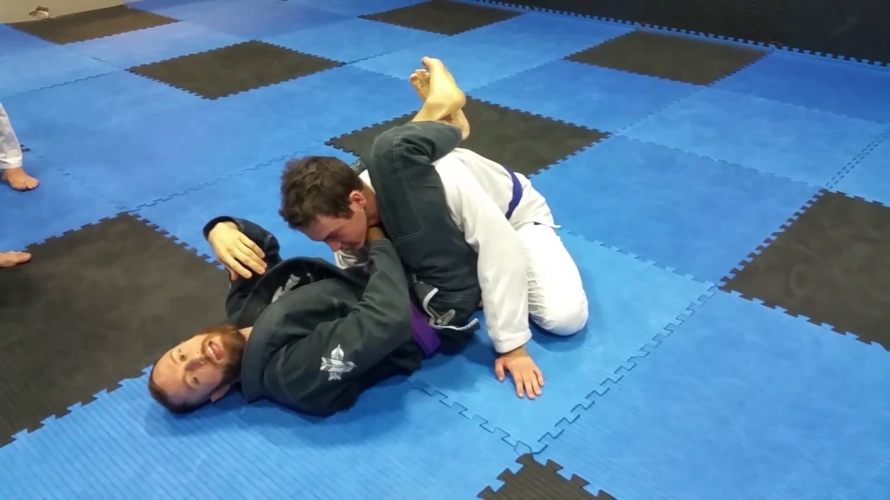 BJJ Technique: Failed Triangle to loop choke - YouTube