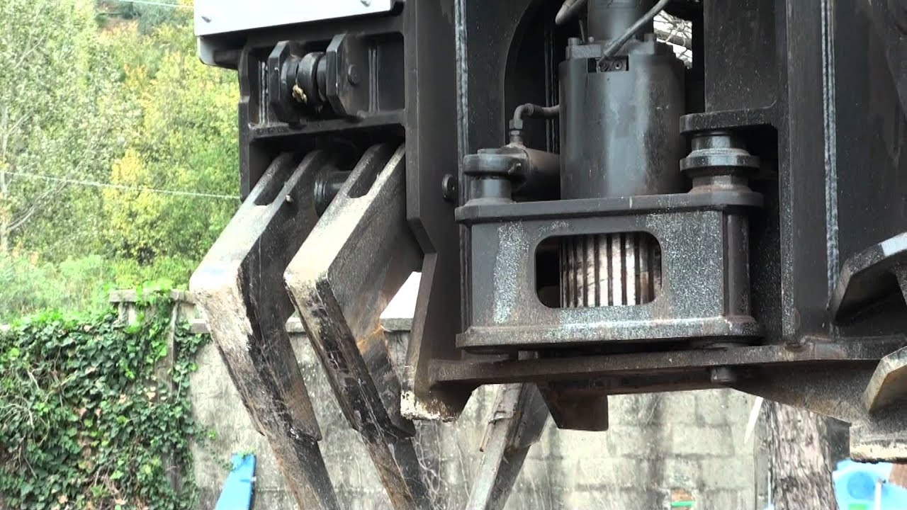 Zato Eagle Claw - Rail Breaker - YouTube