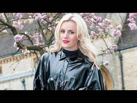 creative attractive raincoat for ladies@hometvraincoat - YouTube