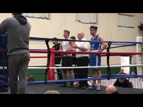 Scott Brown boxing merseyside and cheshire Championship winner - YouTube