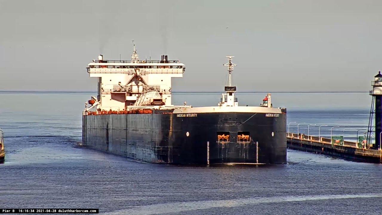 American Integrity arrived in Duluth 04/29/2021 - YouTube