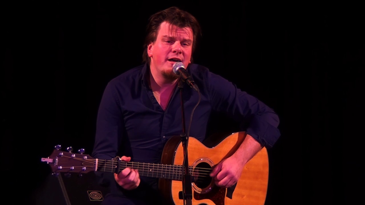 Marcel Verbeek – Hold you now - YouTube