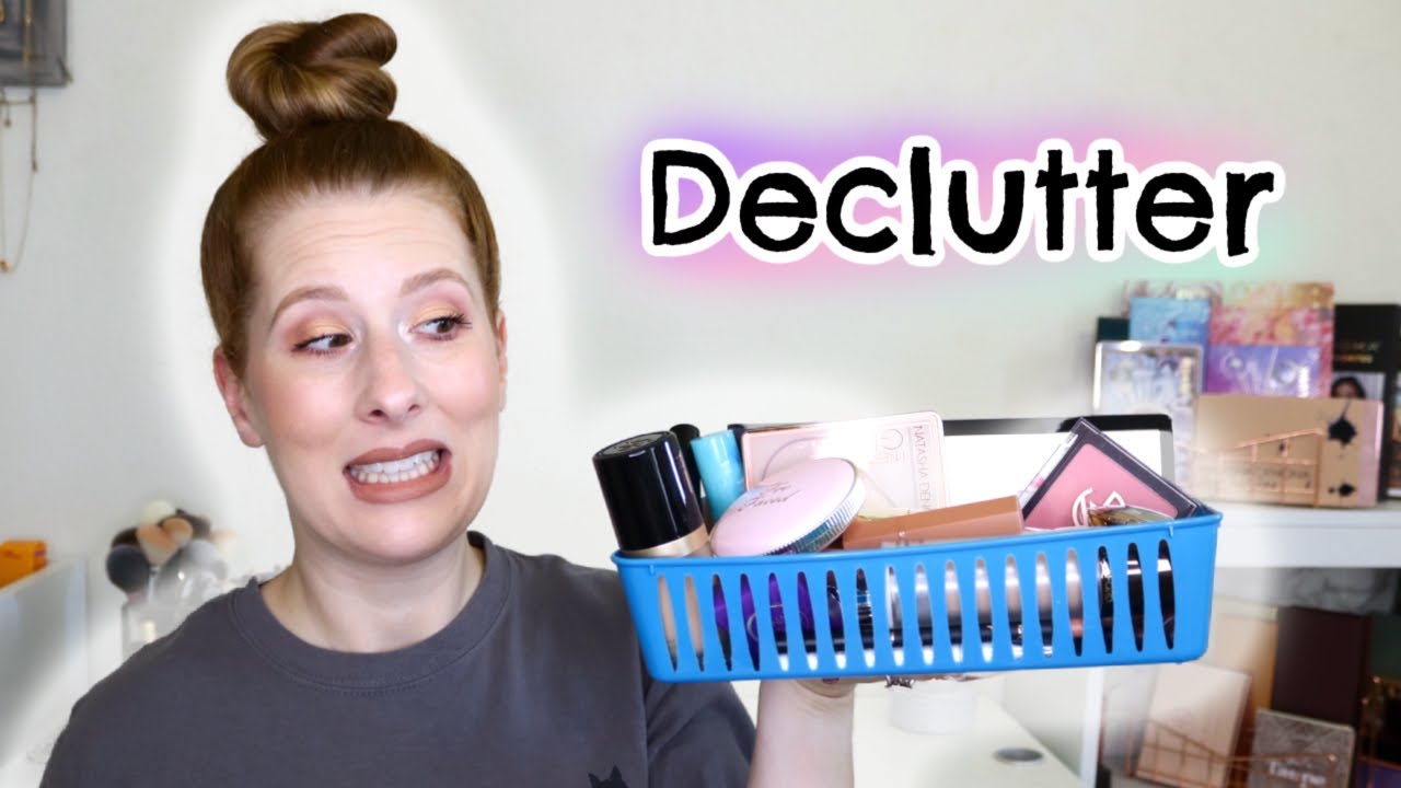 MAKEUP THAT ISN'T MAKING IT INTO 2023 // MINI DECLUTTER - YouTube