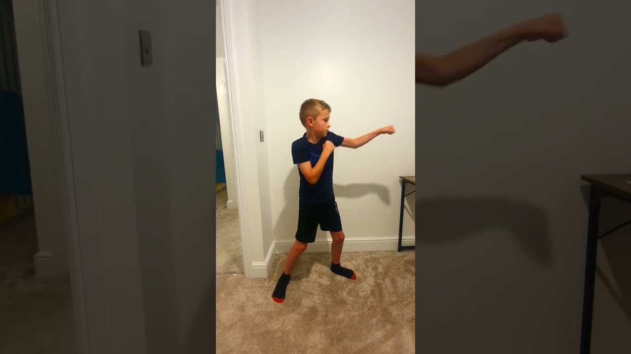 Slim shady boxing challenge (needed the audio) - YouTube