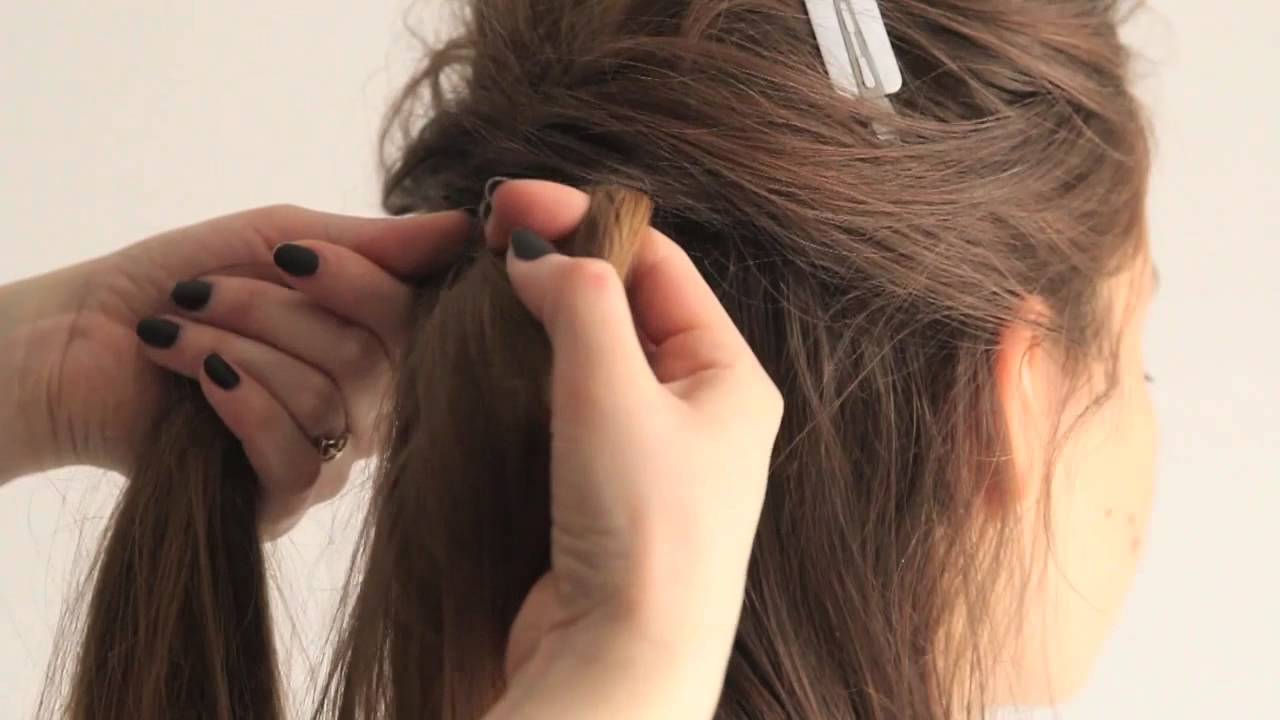 How To: Create a Fishtail Braid - YouTube