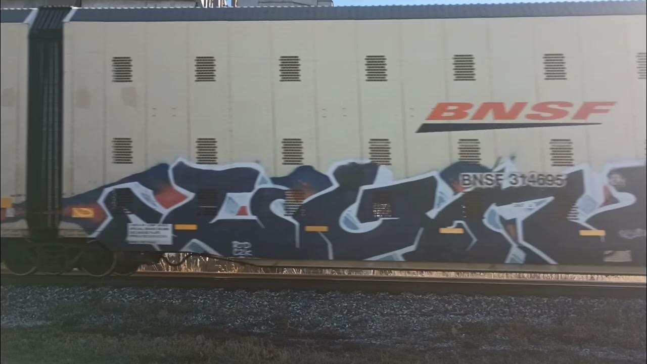 Cool BNSF Meetup BNSF 6335 Meets BNSF 6782 !!! - YouTube