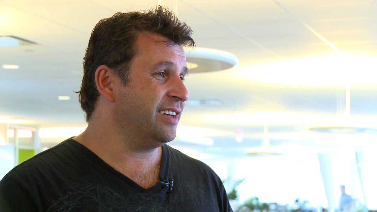 Philip Bloom Interview (Part 1 of 2) - YouTube