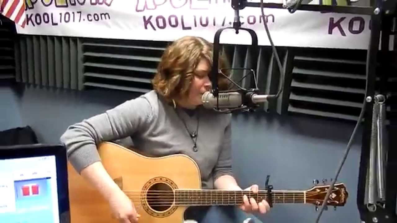 Hannah Rey Sings on KOOL 101.7 Do Anything - YouTube