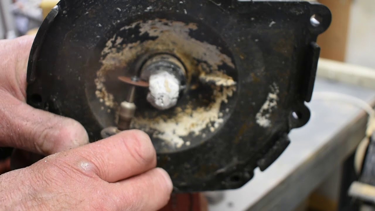 Removing a seized impeller from a Reeflo pump - YouTube