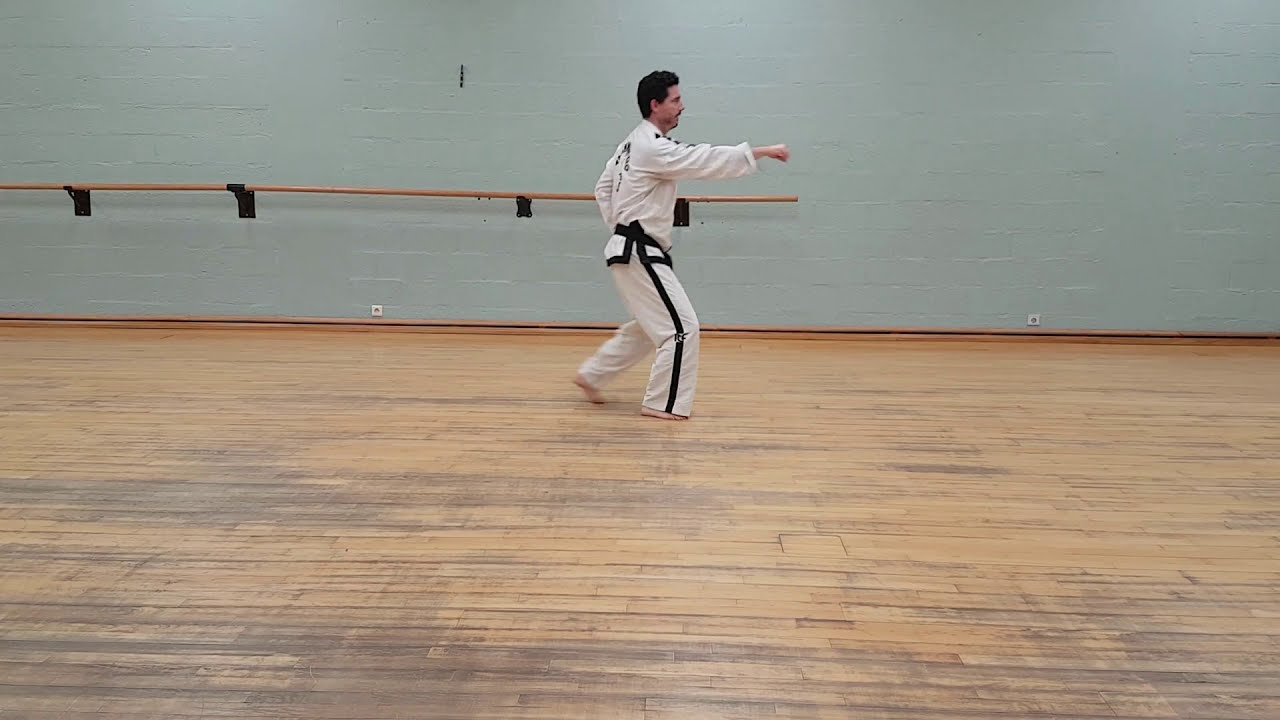 Dan-Gun side view Taekwon-Do ITF - YouTube