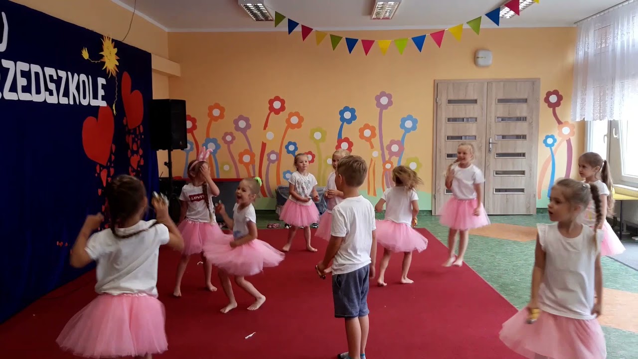 Zabawa muzyczna - Taniec Komarów - Seven Jumps. Centrum Edukacji ...