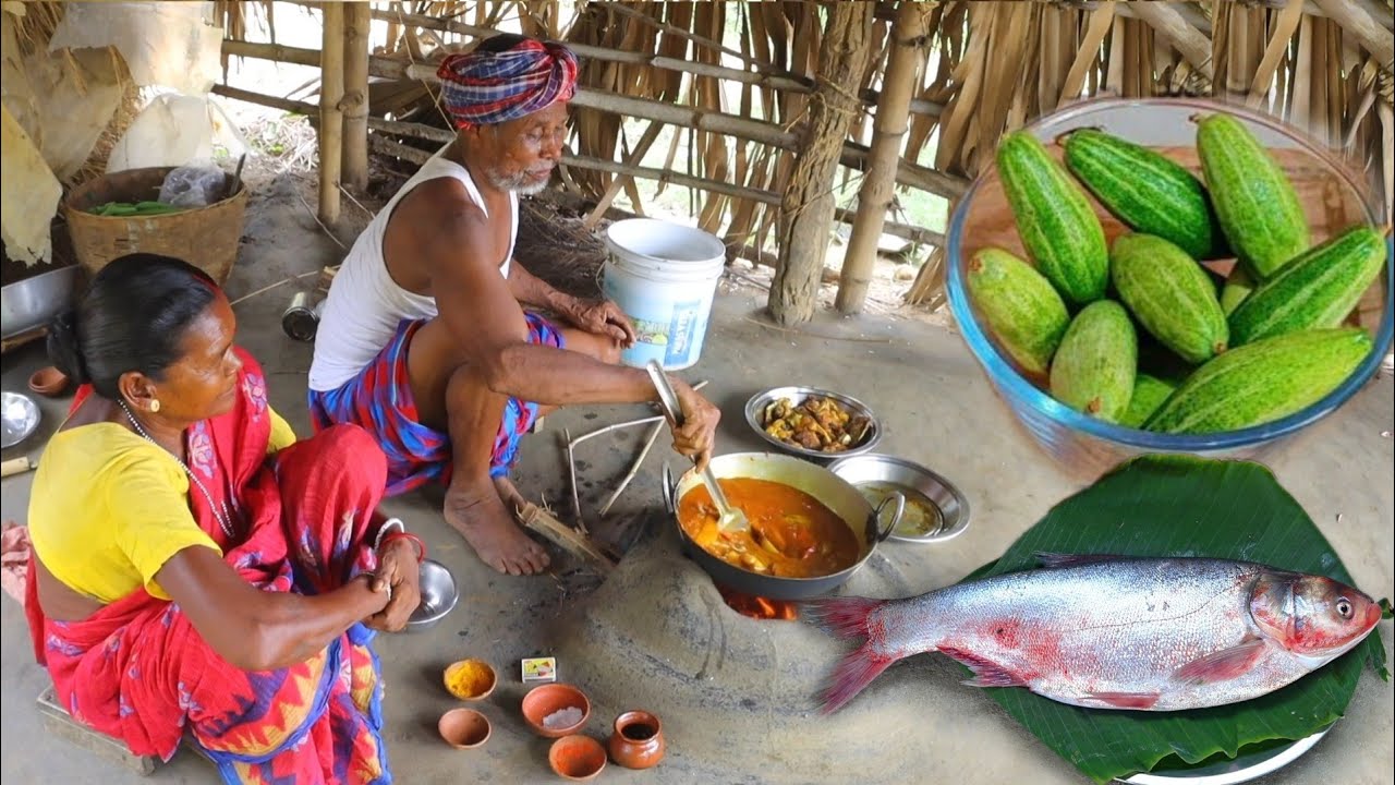 SILVER FISH CURRY WITH PARWAL recipe cooking by our santali tribe ...