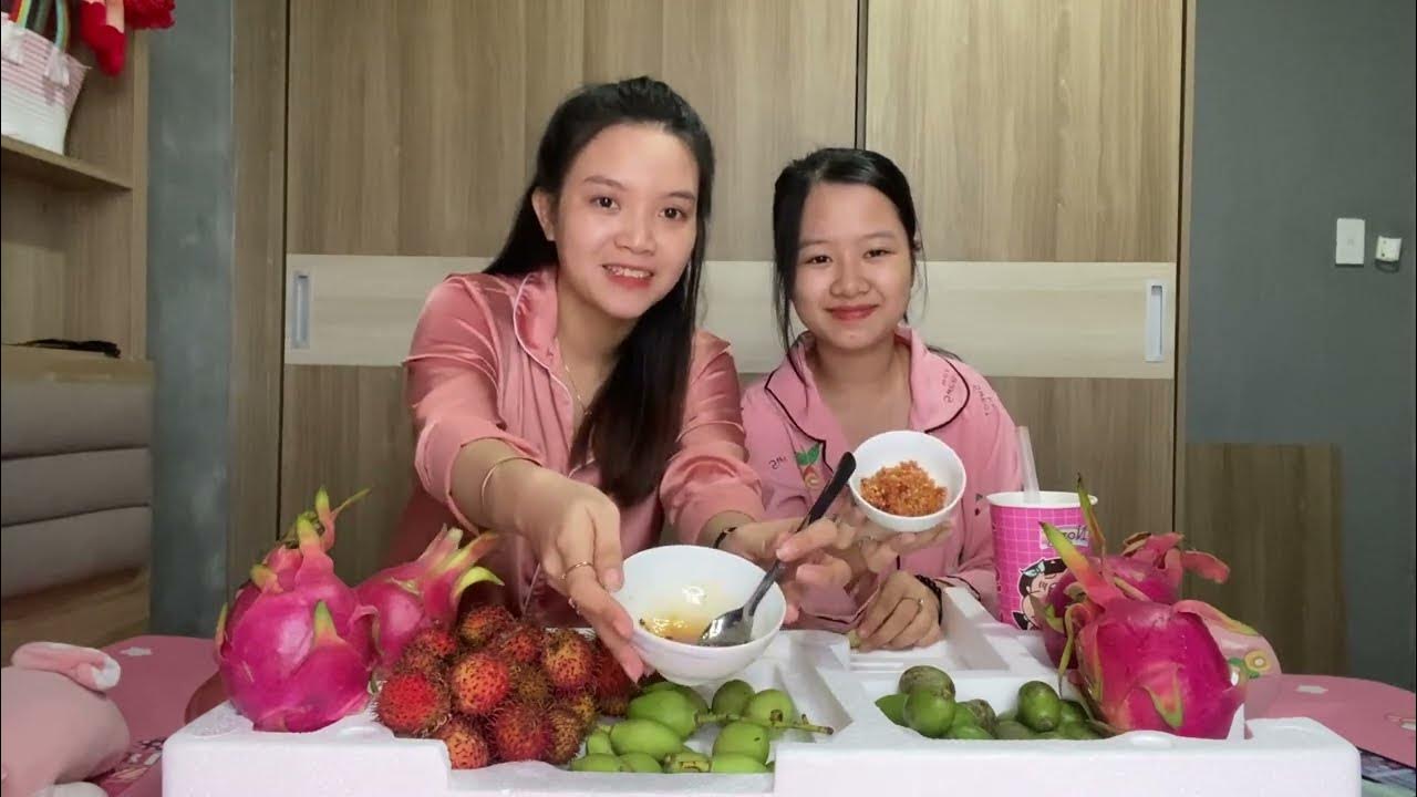 Jena Vlog 26 - Mukbang Trái Cây. Em Bé Chó Sợ Bị Hói. Jena Buồn Vì Mập Cái Mặt Tròn Vo - YouTube