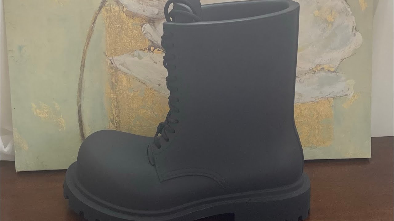 Balenciaga Steroid Boots review + try on - YouTube