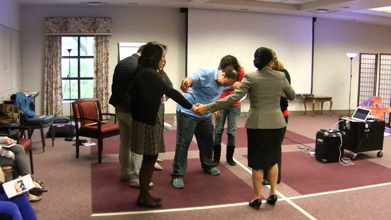 Amiables Skit - Leadership Formation March 2014 - YouTube