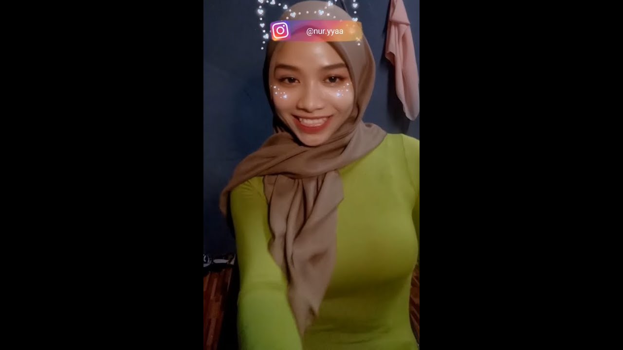 Cikya sentiasa payung 🔥 - YouTube