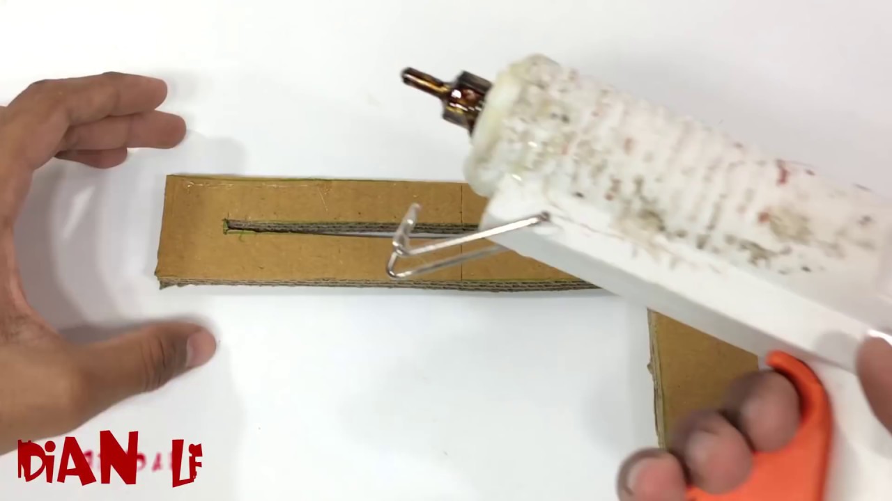 How to Make a GUN / PISTOL with a Cardboard that shoot - YouTube